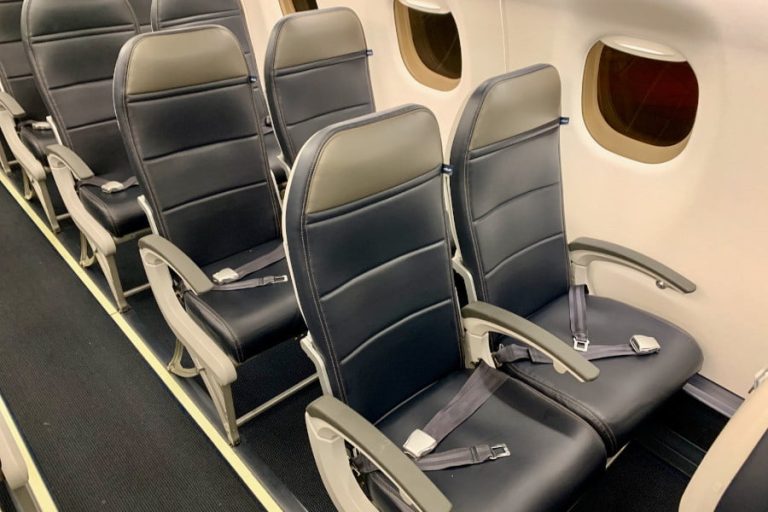 Embraer 170 United Seat Map - Airportix