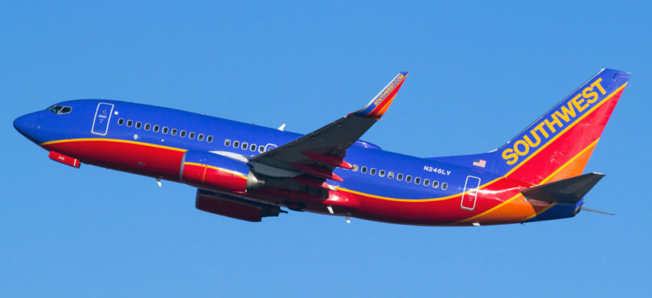 Boeing 737-700 Overview - Airportix